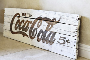 10 Creative Vintage Sign Ideas - Sunlit Spaces