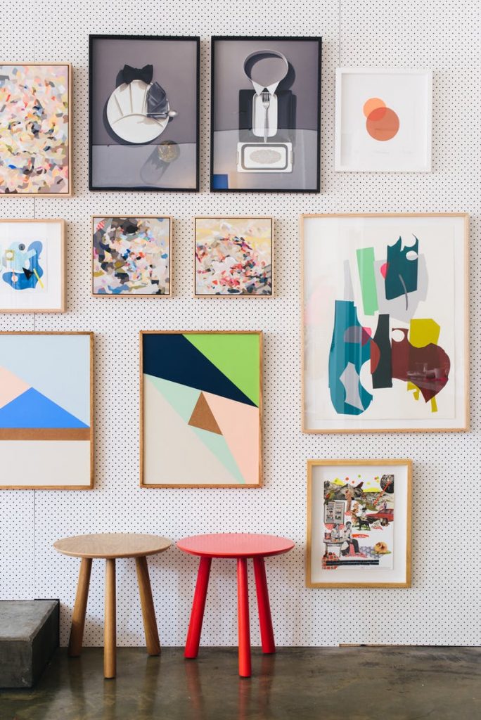 10 Design Tips for Your Next Gallery Wall - Sunlit Spaces